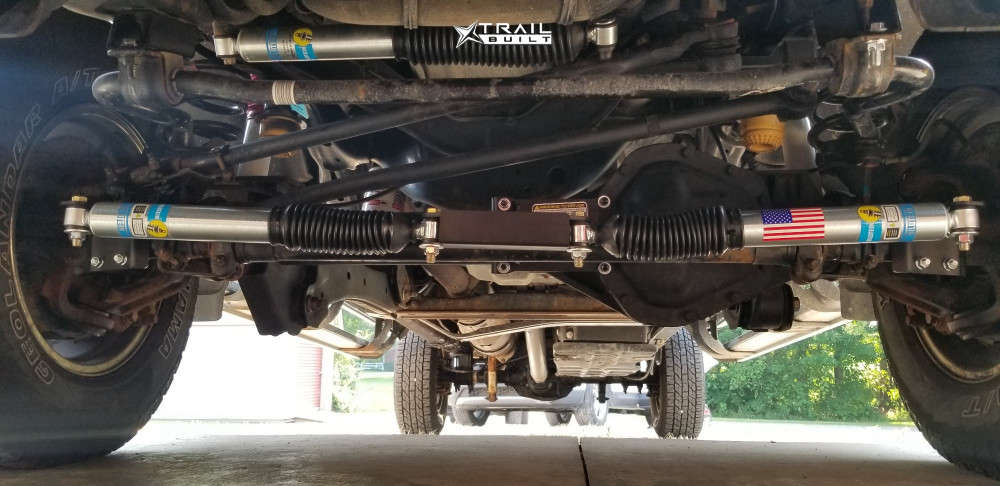 2017 Ford F-250 Super Duty Wheel Offset Aggressive > 1" Outside Fender ...