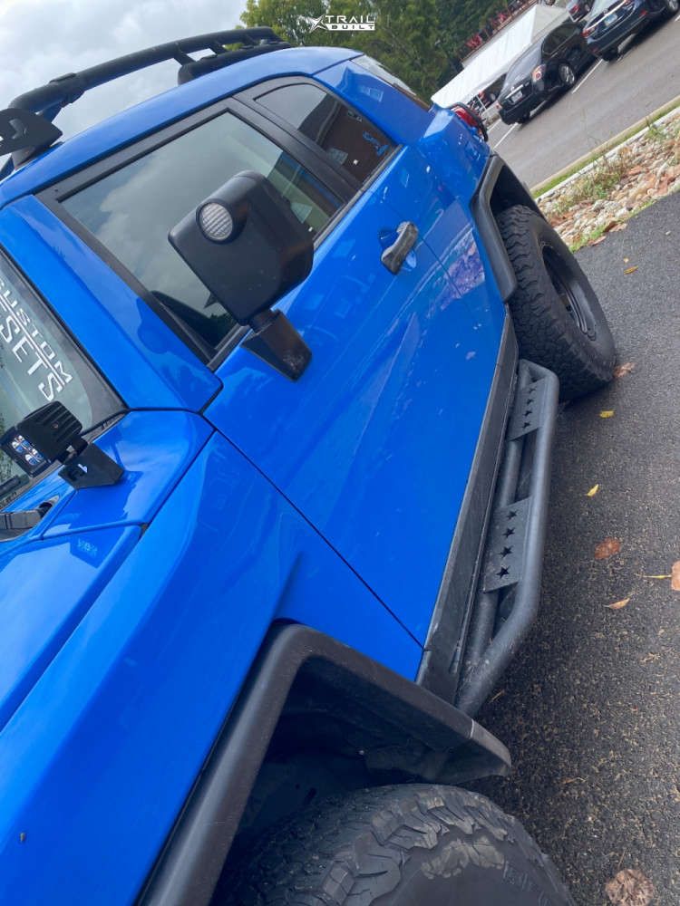 2007 Toyota FJ Cruiser Wheel Offset Aggressive > 1" Outside Fender ...