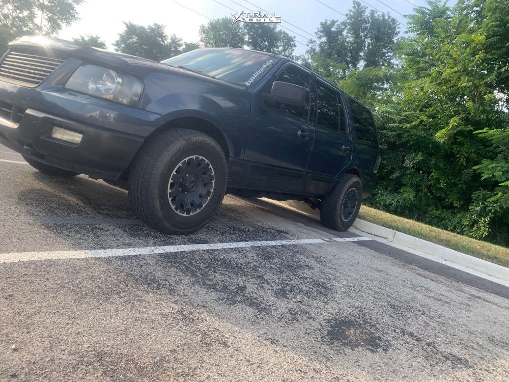 2004 Ford Expedition Wheel Offset Aggressive > 1" Outside Fender Stock ...