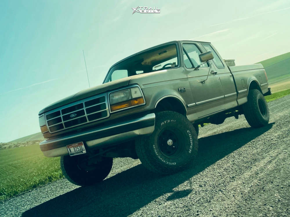 1993 Ford F-150 Wheel Offset Aggressive > 1" Outside Fender Air ...