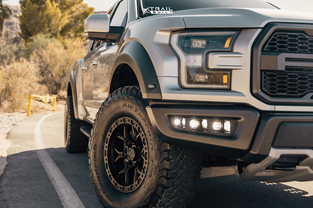 2018 Ford Raptor Wheel Offset Aggressive > 1" Outside Fender Stock ...