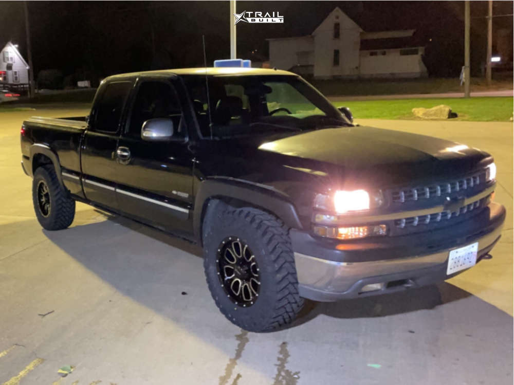 2001 Chevrolet Silverado 1500 Wheel Offset Aggressive > 1" Outside ...