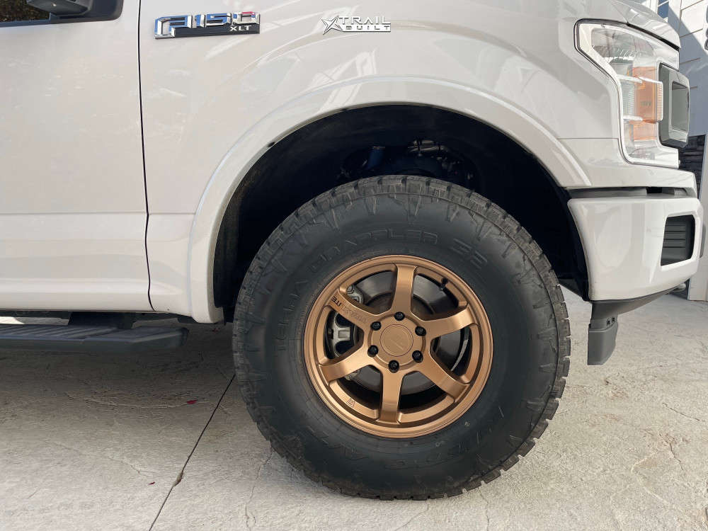 2018 Ford F-150 Wheel Offset Slightly Aggressive Leveling Kit | 1905541 ...