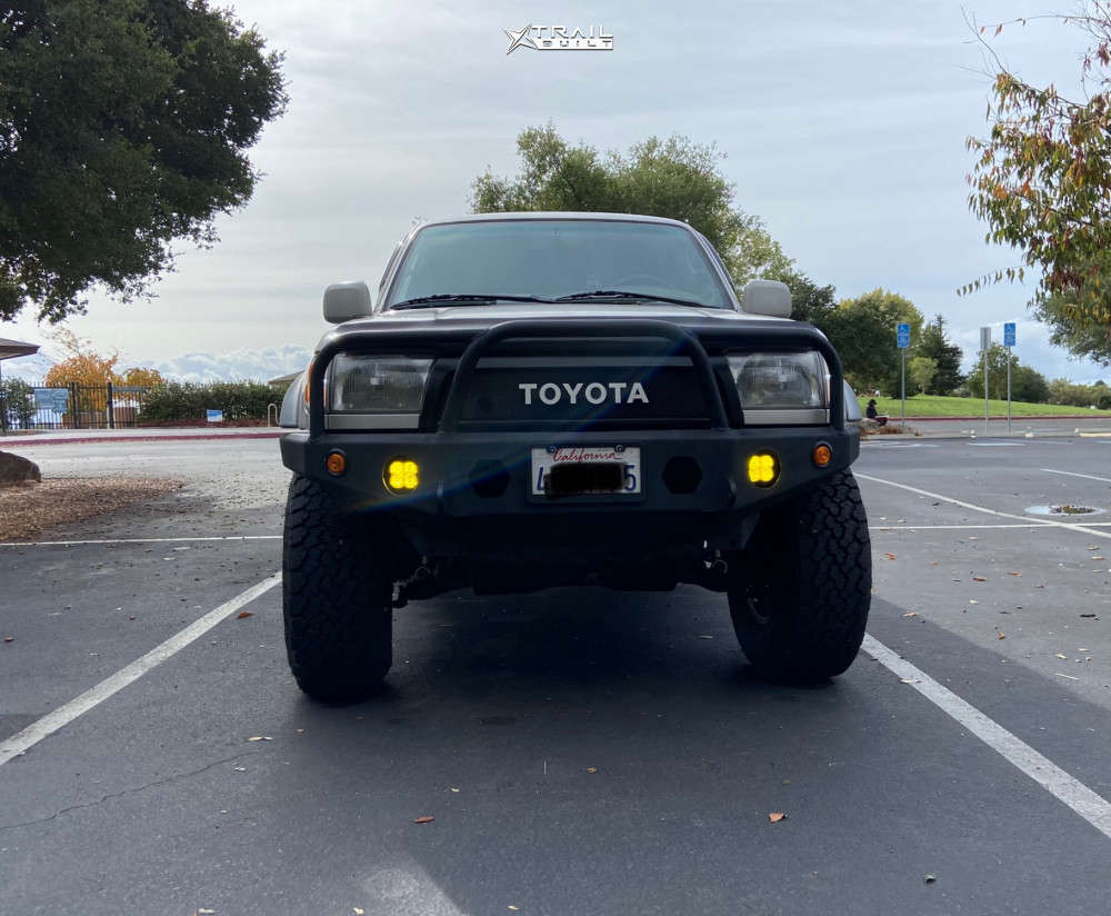 1996 Toyota 4Runner Wheel Offset Slightly Aggressive Suspension Lift 3 ...