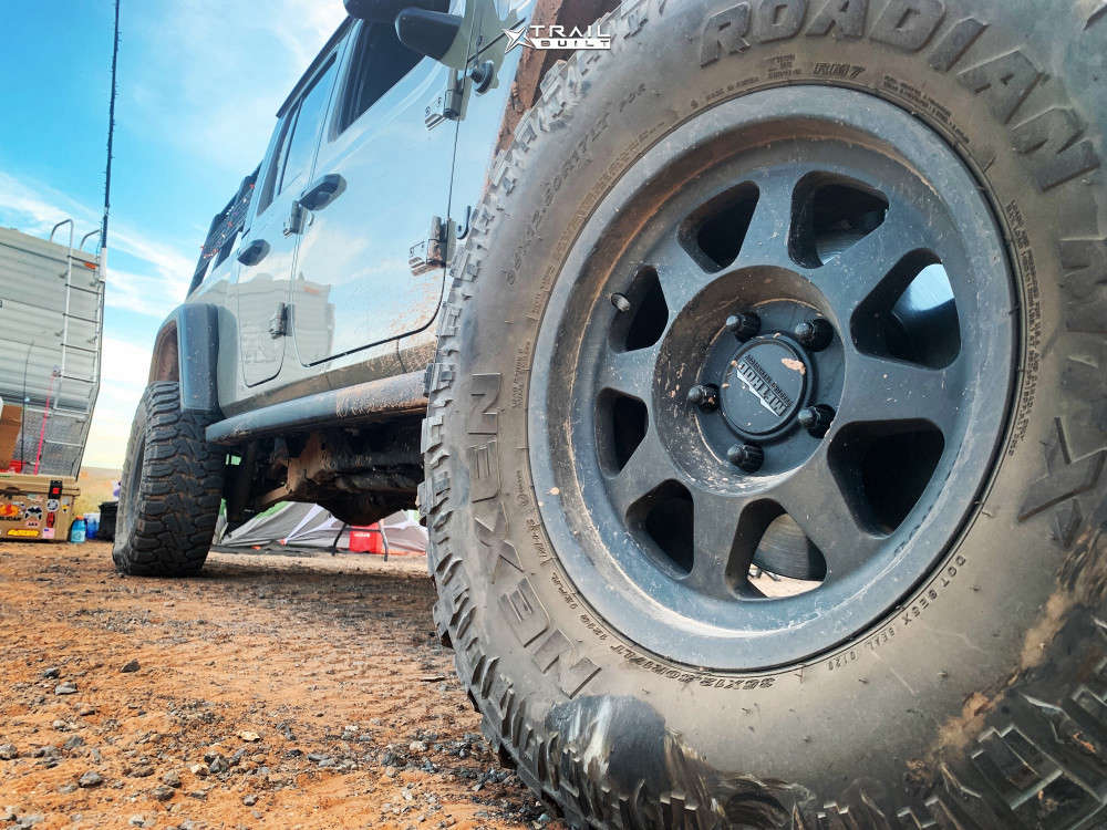 2020 Jeep Gladiator Wheel Offset Aggressive > 1" Outside Fender ...