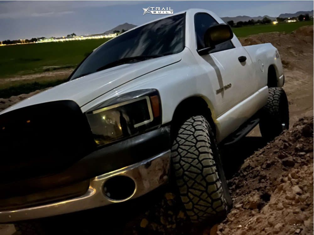 2006 Dodge Ram 1500 Wheel Offset Aggressive > 1" Outside Fender ...