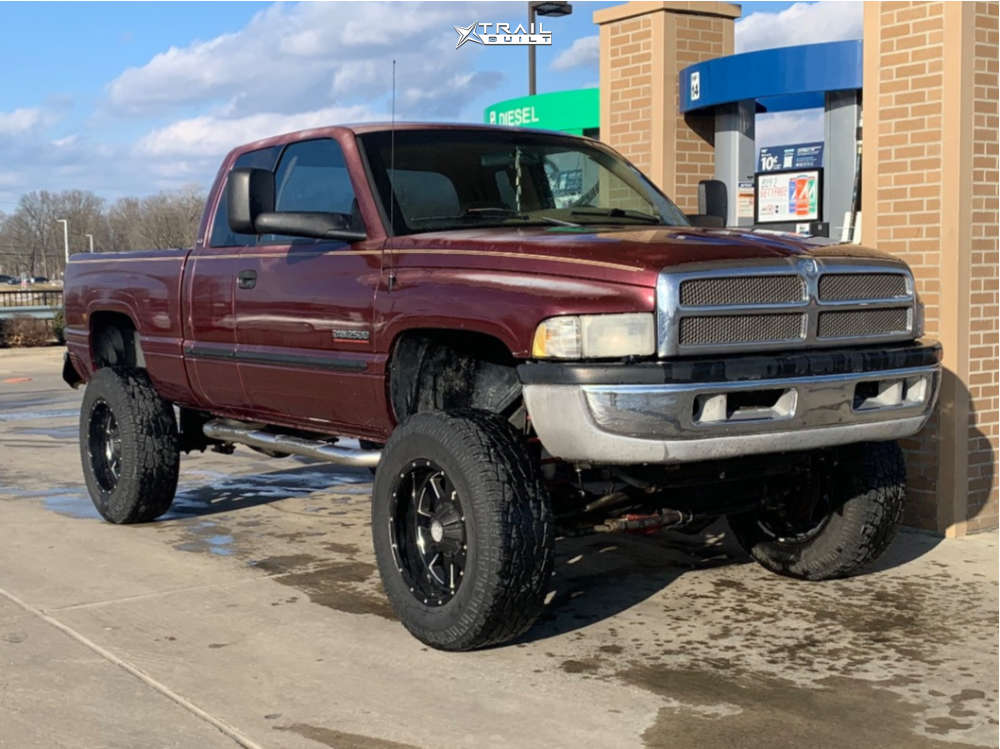 2001 Dodge Ram 2500 Wheel Offset Aggressive > 1" Outside Fender ...