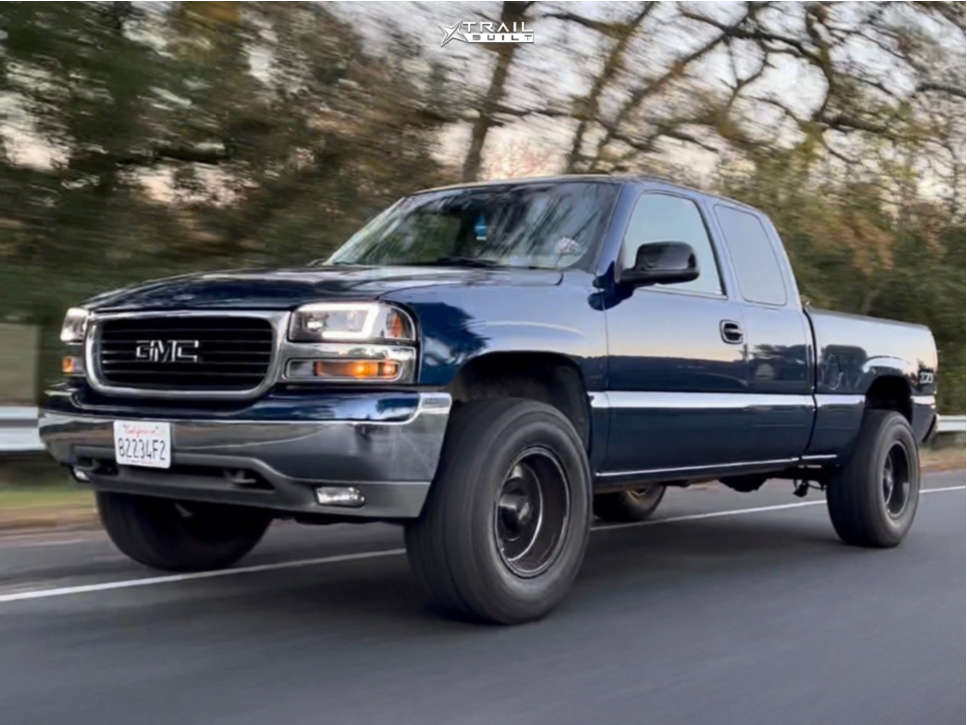 2001 GMC Sierra 1500 Wheel Offset Aggressive > 1" Outside Fender ...