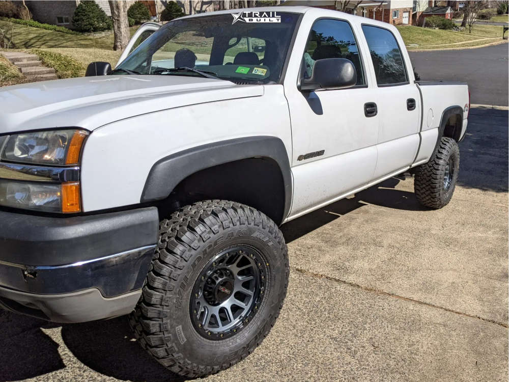 2003 Chevrolet Silverado 2500 HD Wheel Offset Aggressive > 1" Outside ...