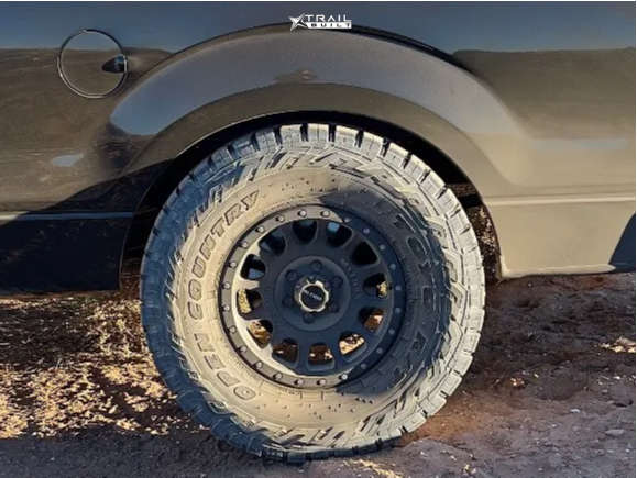 2014 Ford F-150 Wheel Offset Super Aggressive 3"-5" Leveling Kit | 2134976 | TrailBuilt Off-Road