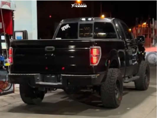 2014 Ford F-150 Wheel Offset Super Aggressive 3"-5" Leveling Kit | 2134976 | TrailBuilt Off-Road