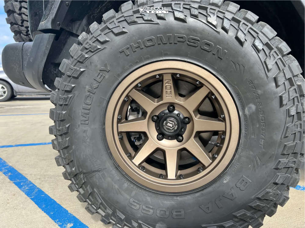2022 Jeep Wrangler Wheel Offset Aggressive > 1" Outside Fender Stock ...