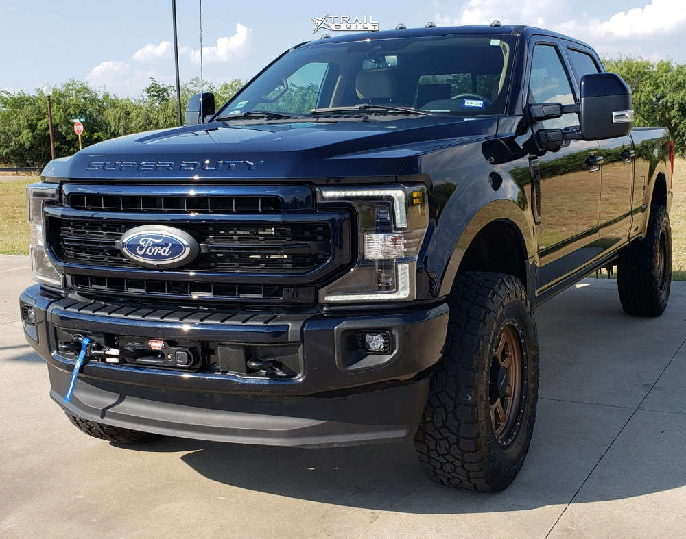 2022 Ford F-350 Super Duty Wheel Offset Aggressive > 1" Outside Fender ...