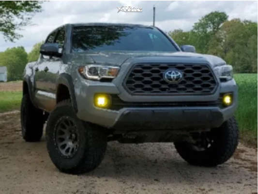 2020 Toyota Tacoma Wheel Offset Aggressive > 1" Outside Fender ...