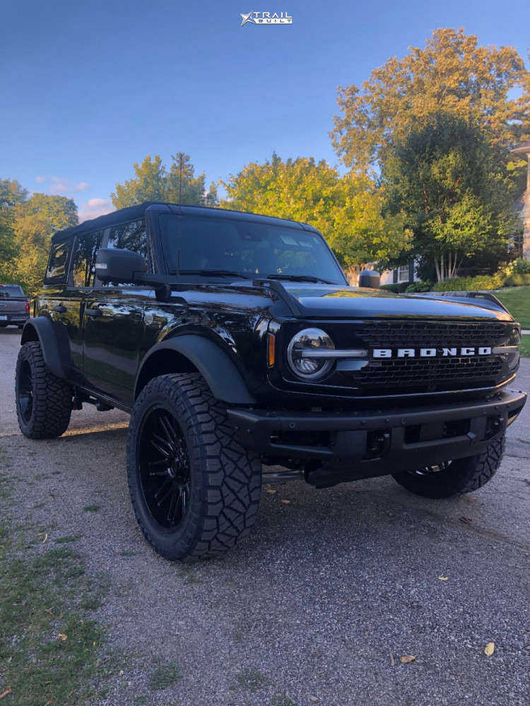 2022 Ford Bronco Wheel Offset Aggressive > 1" Outside Fender Stock ...
