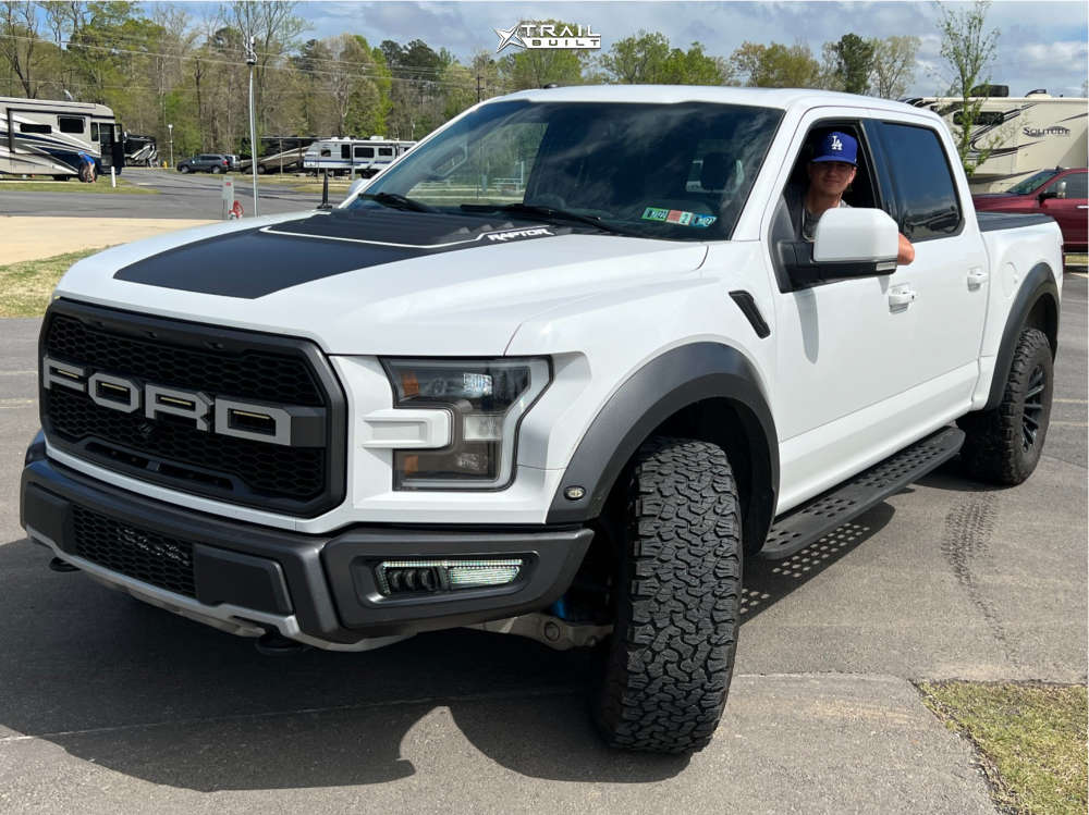 2018 Ford F-150 Wheel Offset Aggressive > 1" Outside Fender Stock ...