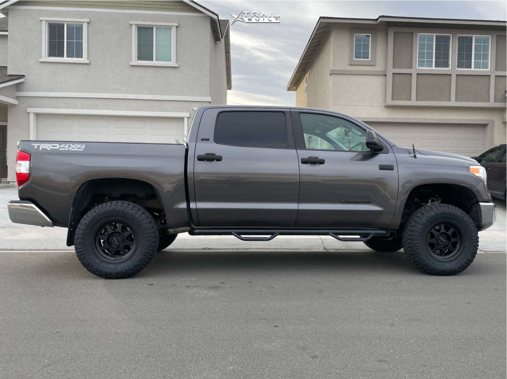 2015 Toyota Tundra Wheel Offset Aggressive > 1" Outside Fender ...