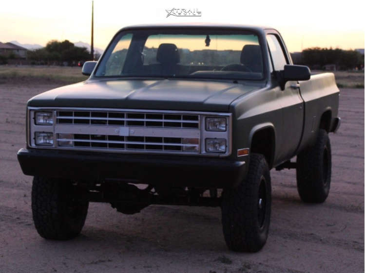 1986 Chevrolet K10 Wheel Offset Slightly Aggressive Suspension Lift 4 ...
