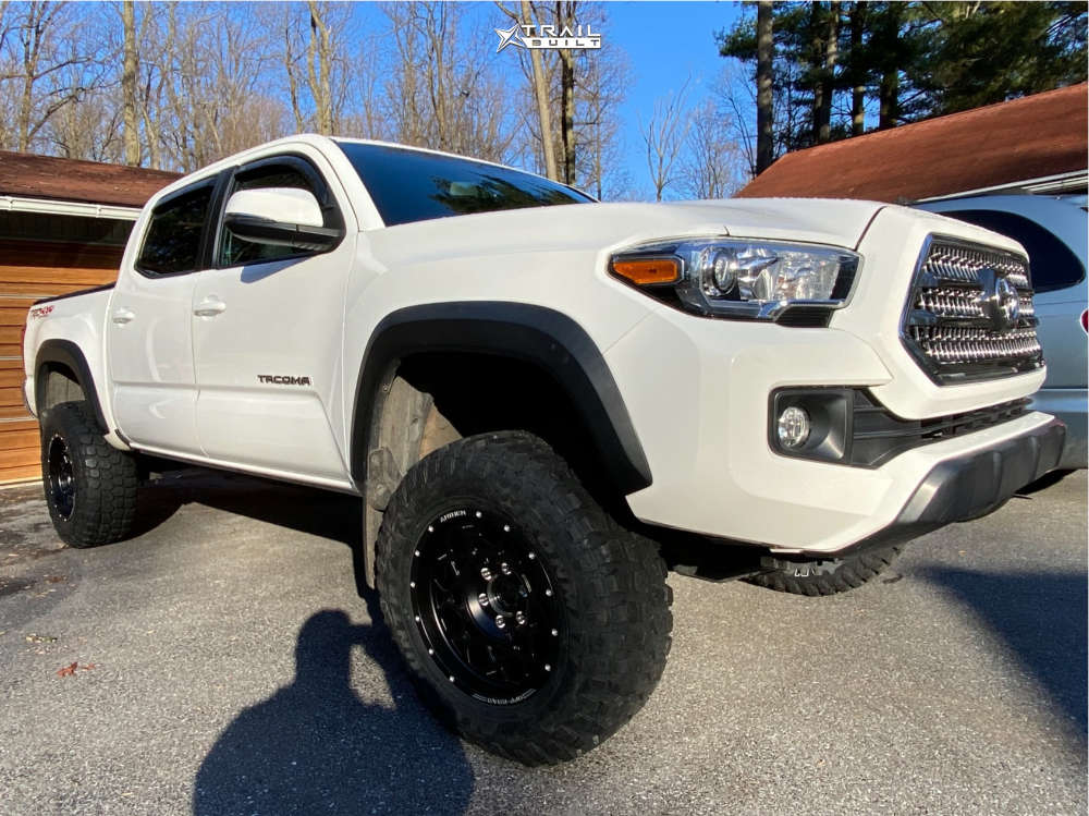 2016 Toyota Tacoma Wheel Offset Aggressive > 1" Outside Fender ...