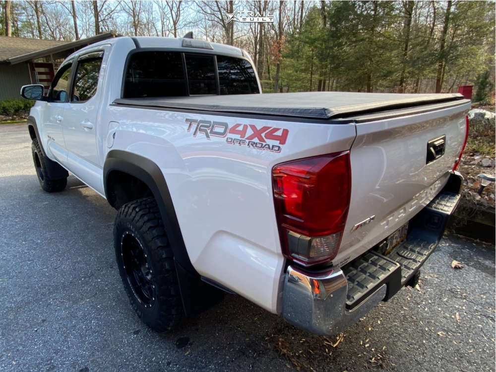 2016 Toyota Tacoma Wheel Offset Aggressive > 1" Outside Fender ...