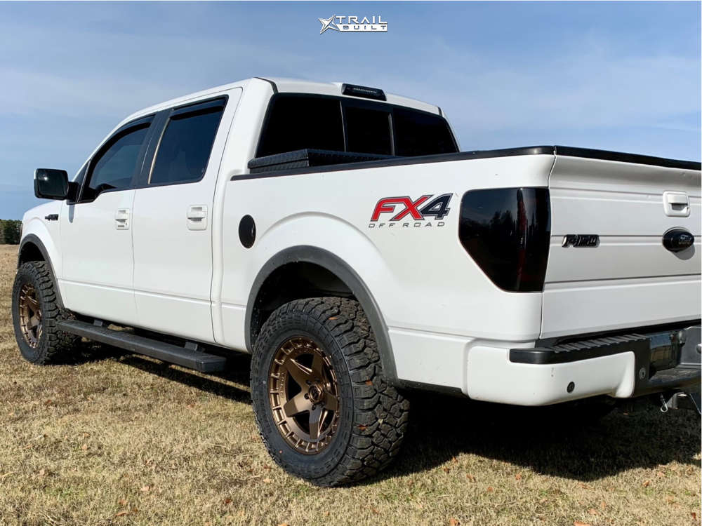 2014 Ford F-150 Wheel Offset Aggressive > 1" Outside Fender Suspension ...