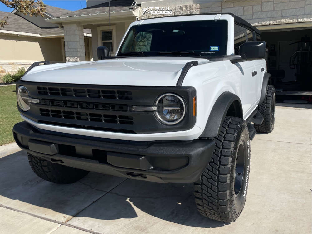 2022 Ford Bronco Wheel Offset Aggressive > 1" Outside Fender Leveling ...