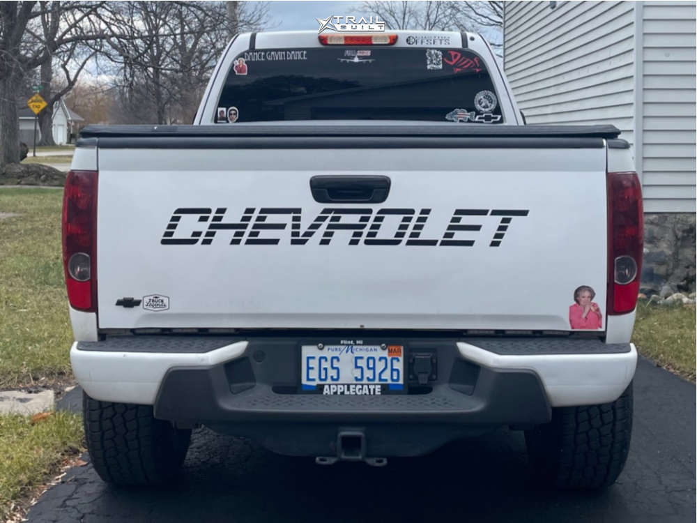 2012 Chevrolet Colorado Wheel Offset Aggressive > 1" Outside Fender ...