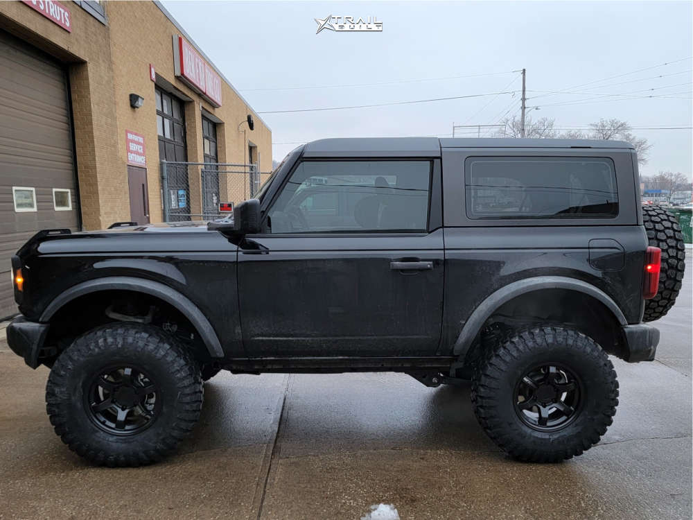 2022 Ford Bronco Wheel Offset Slightly Aggressive Suspension Lift 3.5 ...