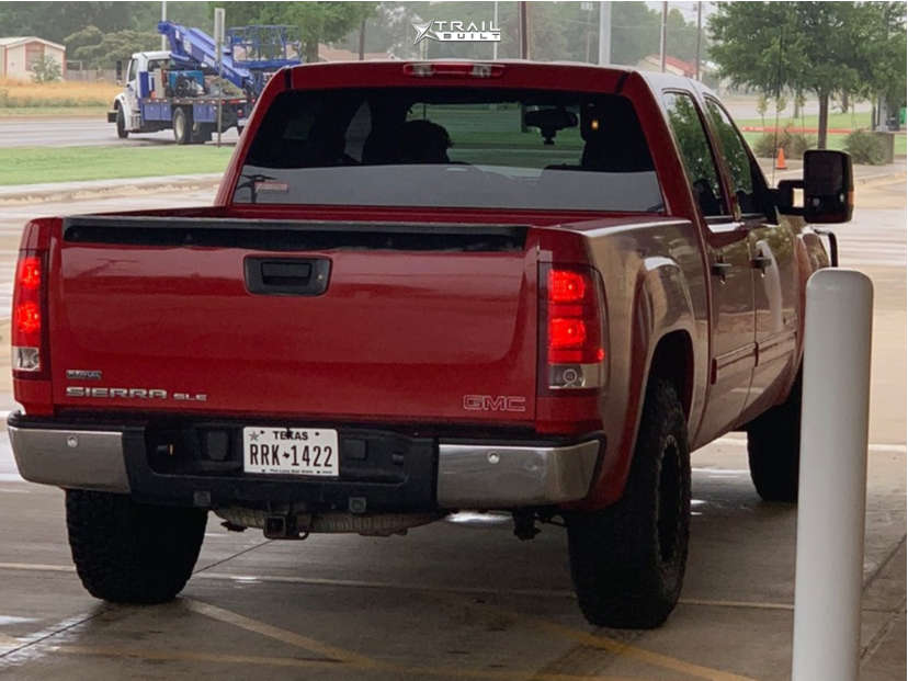 2009 GMC Sierra 1500 Wheel Offset Slightly Aggressive Leveling Kit ...