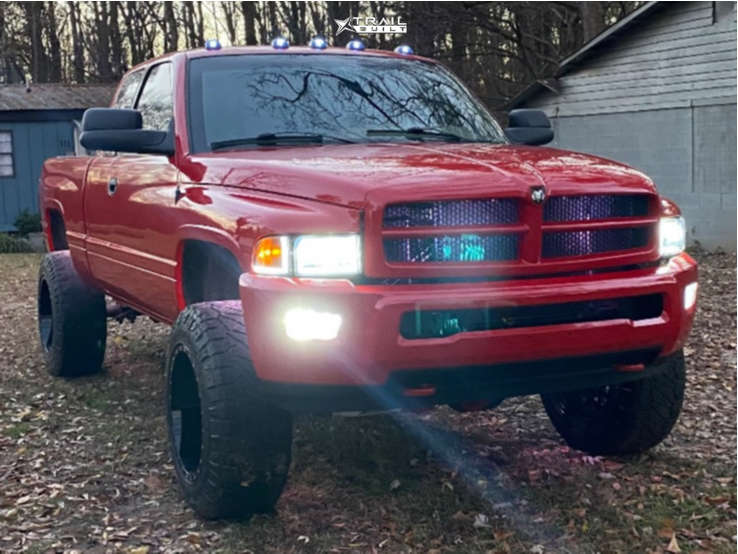 2001 Dodge Ram 1500 Wheel Offset Aggressive > 1" Outside Fender ...