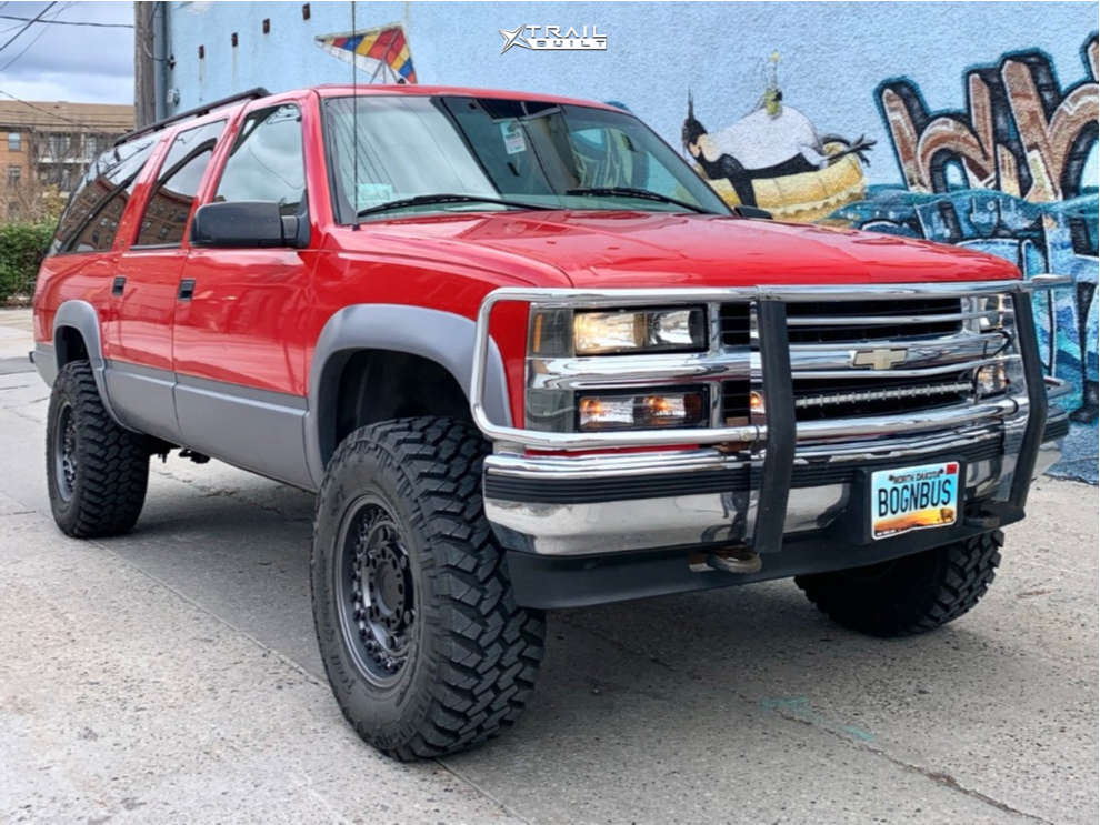 1999 Chevrolet K1500 Suburban Wheel Offset Aggressive > 1" Outside ...