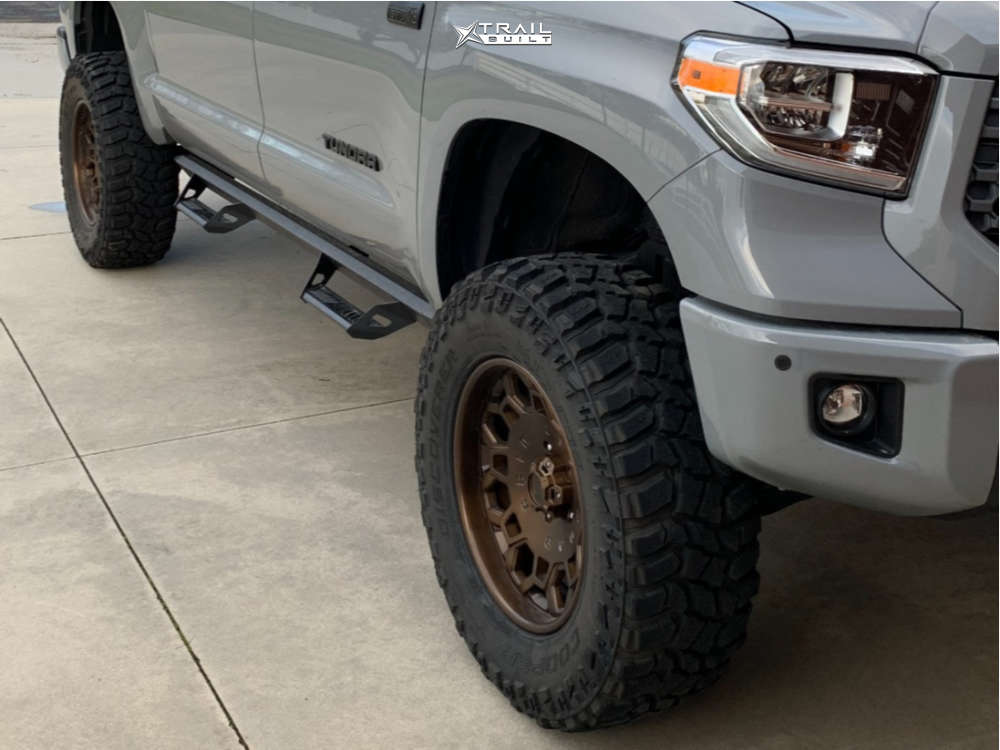 2019 Toyota Tundra Wheel Offset Aggressive > 1" Outside Fender ...