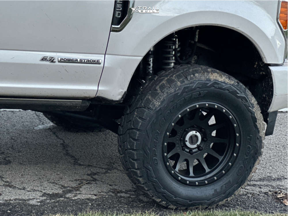 2018 Ford F-250 Super Duty Wheel Offset Aggressive > 1" Outside Fender ...