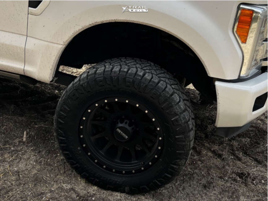 2017 Ford F-250 Super Duty Wheel Offset Aggressive > 1" Outside Fender ...