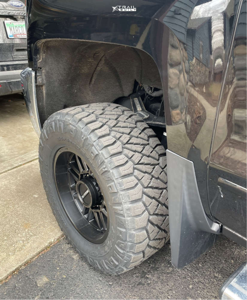 2018 Chevrolet Silverado 3500 HD Wheel Offset Aggressive > 1" Outside ...