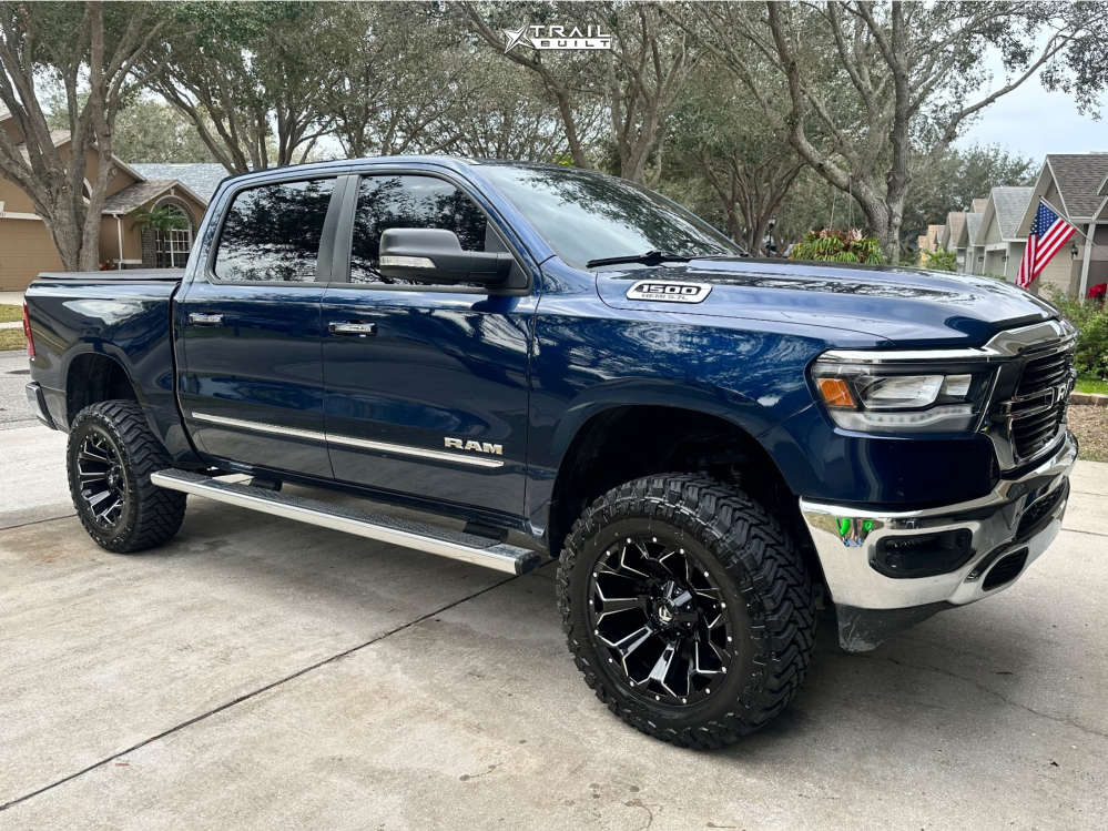 2019 Ram 1500 Wheel Offset Aggressive > 1" Outside Fender Suspension ...