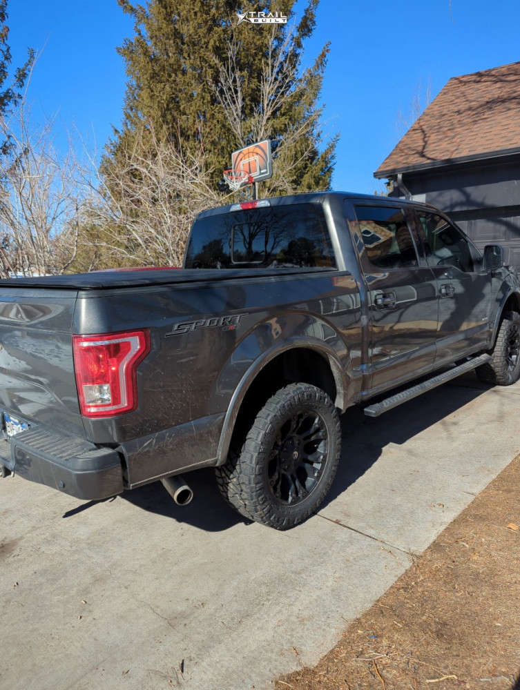 2017 Ford F-150 Wheel Offset Aggressive > 1" Outside Fender Leveling ...