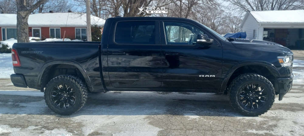 2022 Ram 1500 Wheel Offset Aggressive > 1" Outside Fender Suspension ...