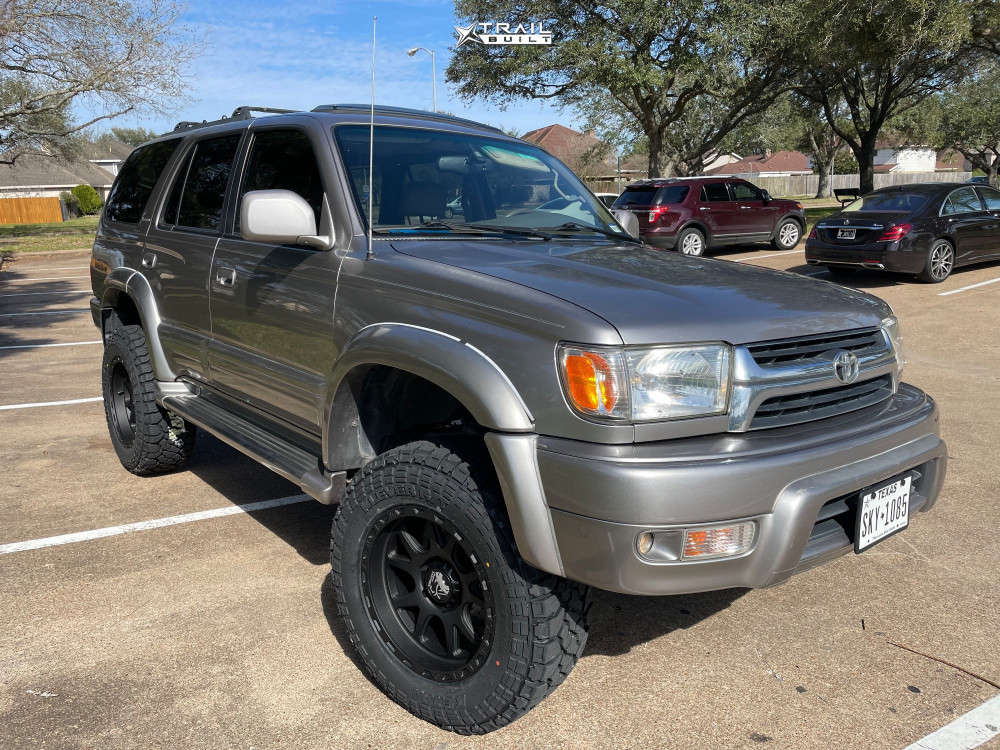 2002 Toyota 4Runner Wheel Offset Aggressive > 1" Outside Fender ...