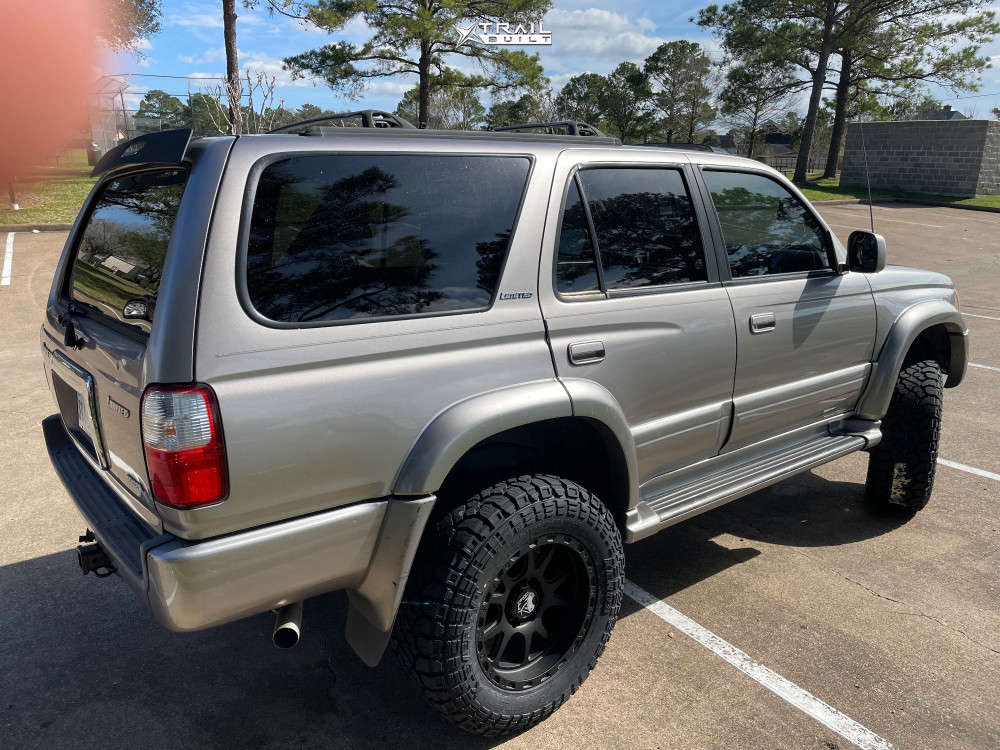 2002 Toyota 4Runner Wheel Offset Aggressive > 1" Outside Fender ...