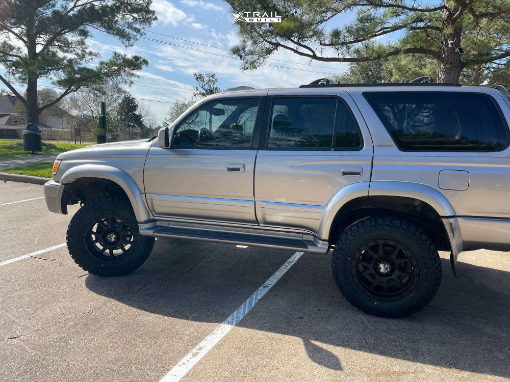 2002 Toyota 4Runner Wheel Offset Aggressive > 1" Outside Fender ...