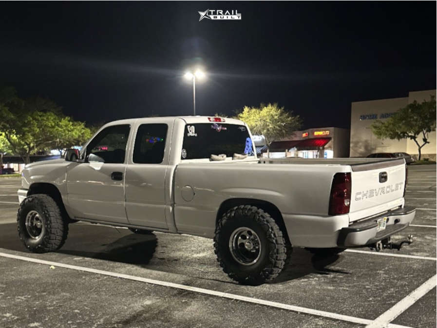 2005 Chevrolet Silverado 1500 Wheel Offset Hella Stance >5" Suspension ...