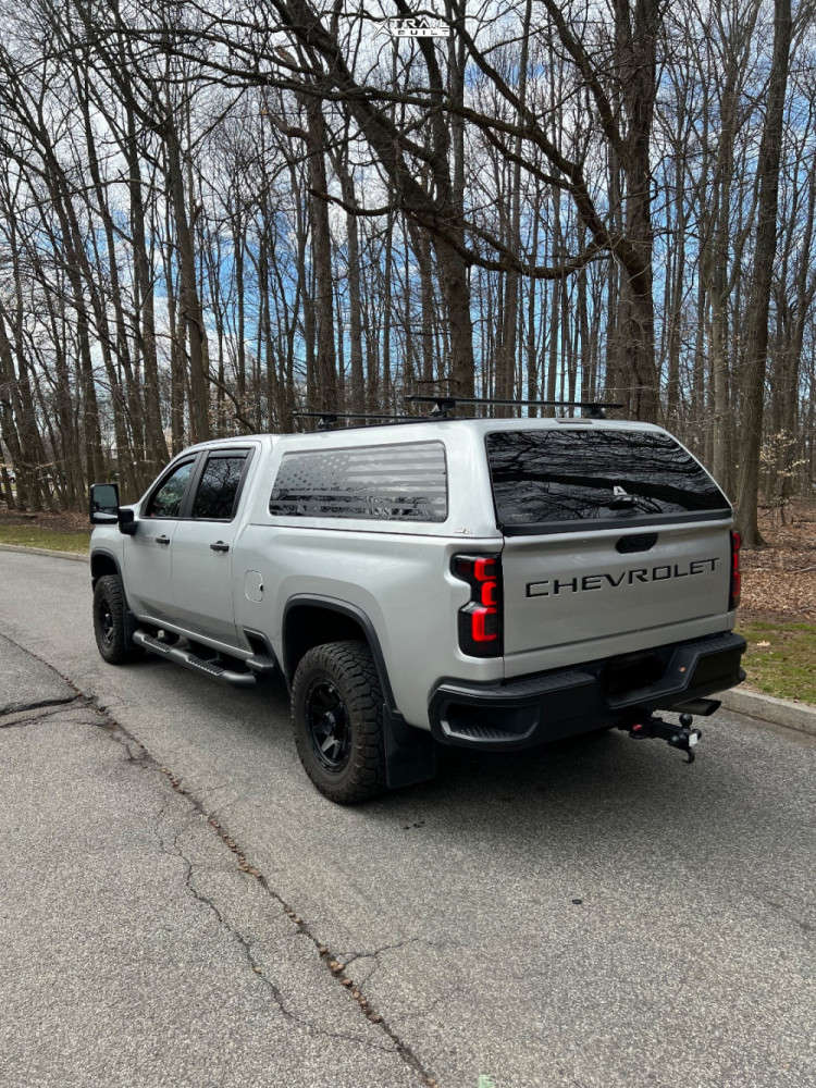 2020 Chevrolet Silverado 2500 HD Wheel Offset Aggressive > 1" Outside ...