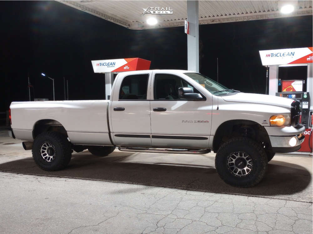 2003 Dodge Ram 2500 Wheel Offset Aggressive > 1" Outside Fender ...