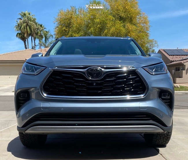 2020 Toyota Highlander Wheel Offset Aggressive > 1" Outside Fender ...