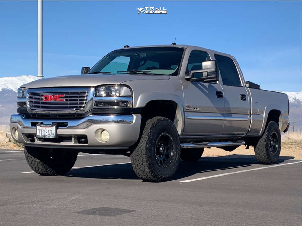 2005 GMC Sierra 2500 HD Wheel Offset Slightly Aggressive Leveling Kit ...