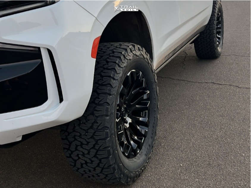 2021 Chevrolet Suburban Wheel Offset HellaFlush Suspension Lift 3.5 ...