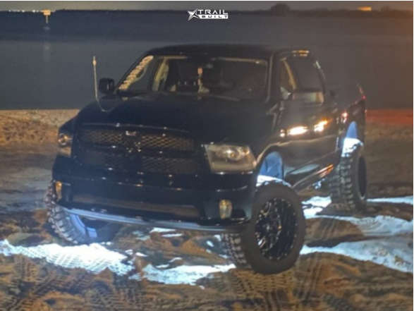 2015 Dodge Ram 1500 Wheel Offset Aggressive > 1" Outside Fender ...