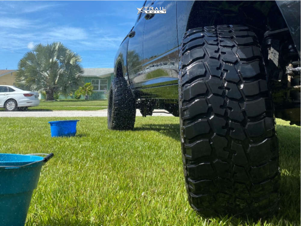 2015 Dodge Ram 1500 Wheel Offset Aggressive > 1" Outside Fender ...