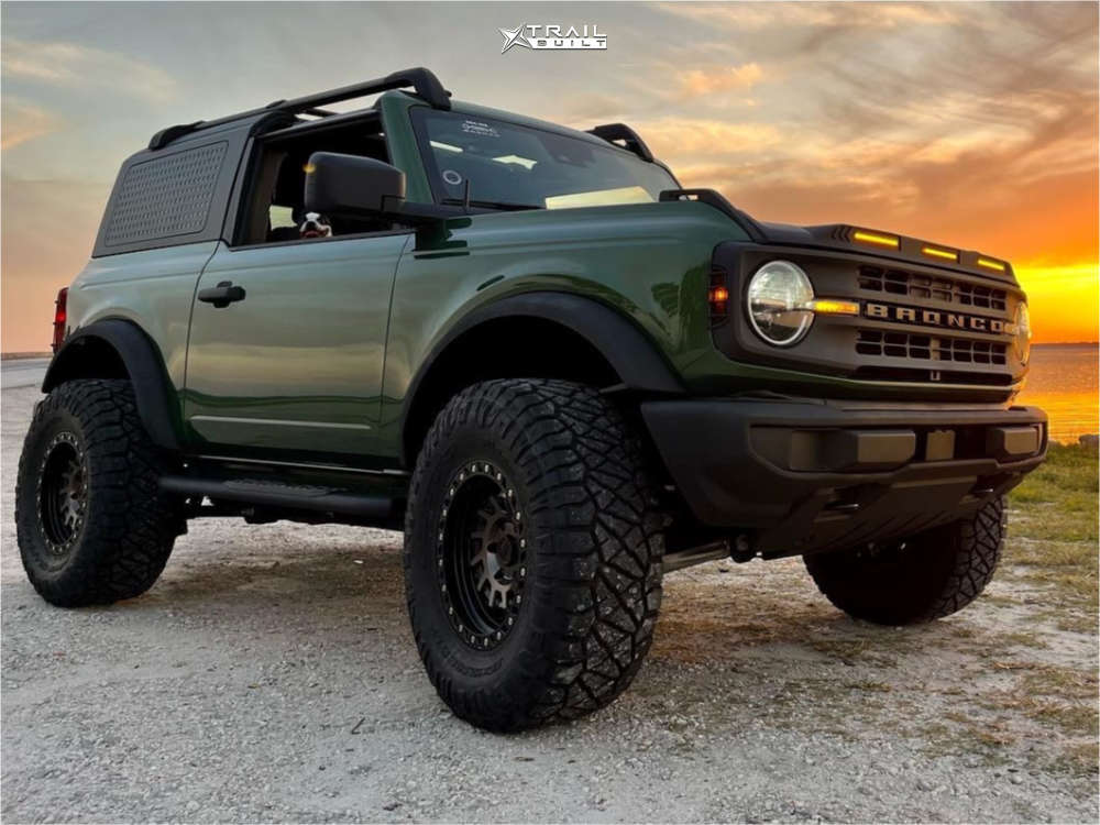 2022 Ford Bronco Wheel Offset Aggressive > 1" Outside Fender Leveling ...